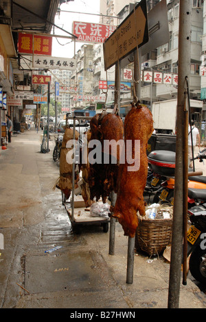 Hong Kong, China, suckling pig on a plate Stock Photo - Alamy