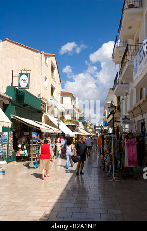 Argostoli, Kefalonia - main shopping street Lithostroto Stock Photo - Alamy