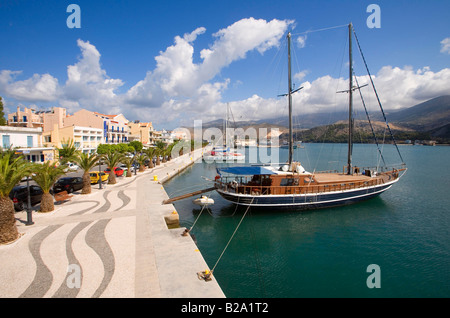 Greece kefalonia Argostoli capital harbour front summer Stock Photo - Alamy