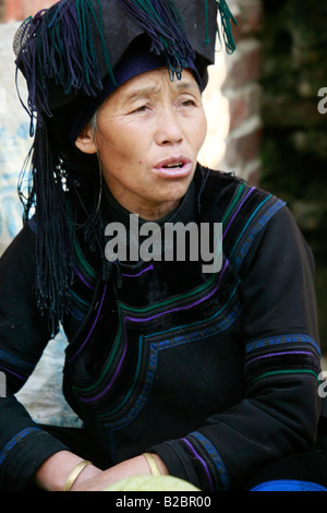 Hani woman at a market near Yuanyang, Yunnan, China Stock Photo - Alamy