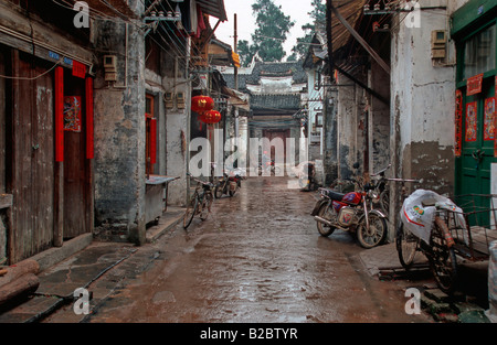 xingping old town Stock Photo - Alamy