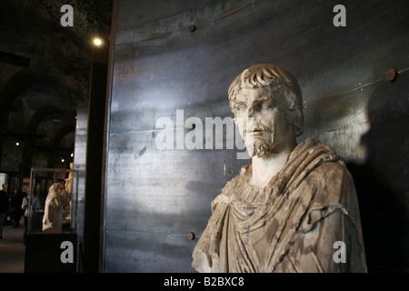 roman relics exhibition at colosseum in rome italy Stock Photo - Alamy
