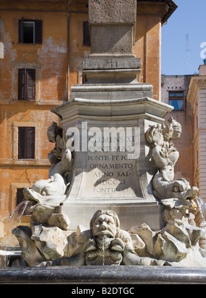 Gargoyles on the obelisk in Piazza della Rotonda Rome Lazio Italy Stock ...