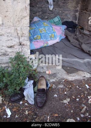 bed of homeless man person under bridge Stock Photo - Alamy