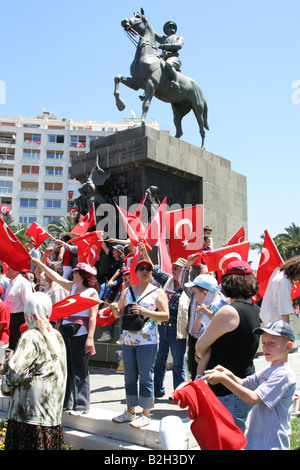 people are marching with Turkish flags in the pro secular rally in ...