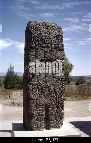 geography / travel, Mexico, Tula, Toltec City, temple, Chac Mool statue ...