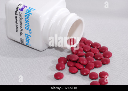 generic image of Deltacortril Enteric which contains prednisolone and ...