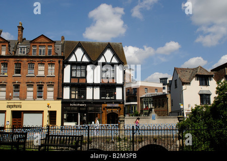 Clattern bridge and old houses on the High Street , Kingston Upon ...