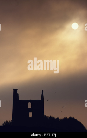 Derelict mine buildings Bodmin Moor Cornwall UK Stock Photo - Alamy