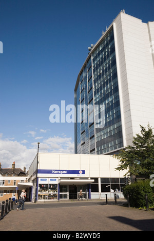 Harrogate Train Station Yorkshire UK Stock Photo - Alamy