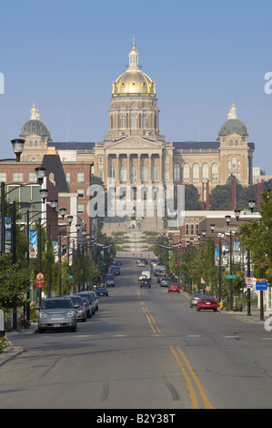 Street to golden dome of Iowa State Capital building, Des Moines, Iowa ...