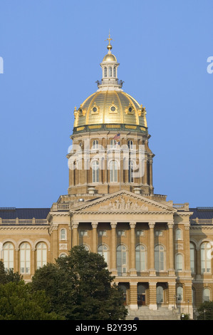 Exterior of the Iowa State Capitol Building, built from 1871 to 1886 ...
