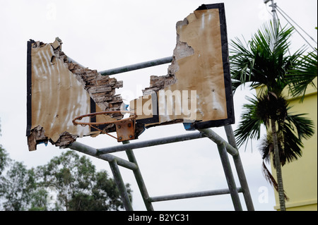 Broken Basketball Rim Stock Photo - Alamy