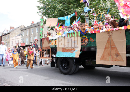 Children parade in the Witney carnival in Oxfordshire 2008 Stock Photo ...