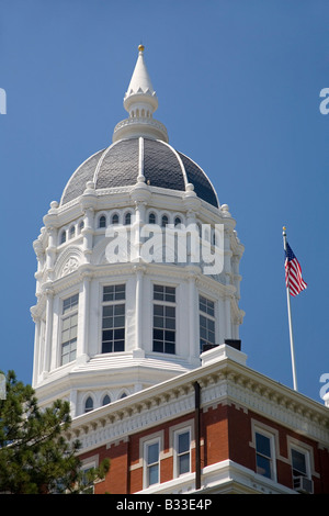 Columbia Missouri University of Missouri Jesse Hall and The Columns ...