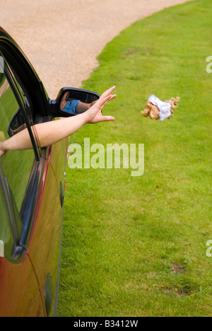Person Throwing Litter From Car Window Stock Photo - Alamy