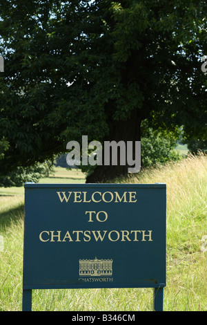 welcome to chatsworth park sign derbyshire england uk Stock Photo - Alamy
