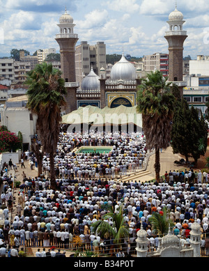 People pray at the Jamia Mosque on the first Friday of the holy month ...