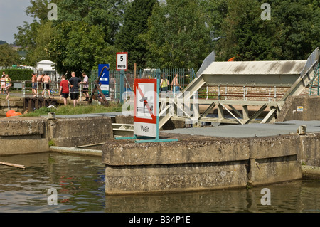 The sluice weir on the River Medway at Yalding near Maidstone in Kent ...