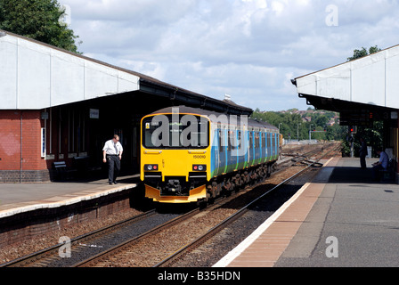 Train for Stourbridge Town at Stourbridge Junction station, West ...