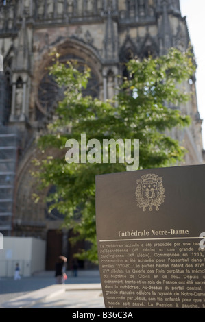 tourist information sign reims cathedral france Stock Photo - Alamy