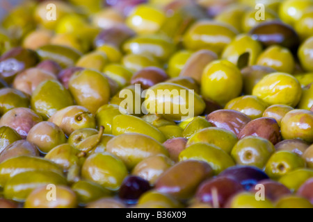 Olives in the Market in Deir Ez Zur Syria Stock Photo - Alamy