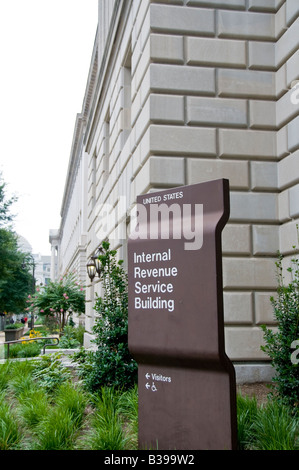 The headquarters of the Internal Revenue Service (IRS) in downtown ...
