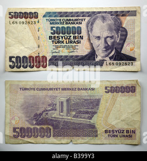 Bank notes from Turkey Turkiye 5000 Stock Photo - Alamy