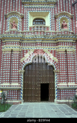 Templo de Santa Maria Tonantzintla, in San Andres Cholula, near Puebla ...