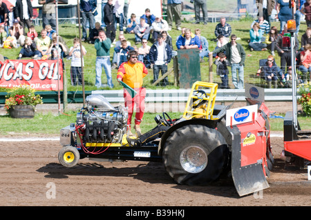 mini tractor pulling puller pullers tractors modified supercharged v8 ...