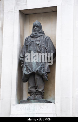 Statue of Shackleton at The Royal Geographical Society, Exhibition Road ...
