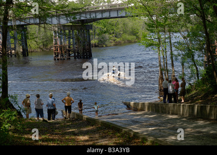 Saturday morning at Rock Bluff boat ramp along the Suwannee River North ...