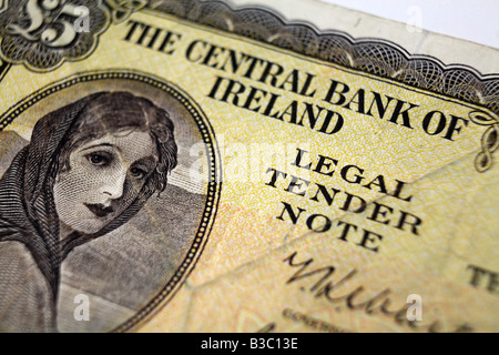Irish 'Lady Lavery' Pound Note reverse 17th Sept. 1970 Stock Photo - Alamy