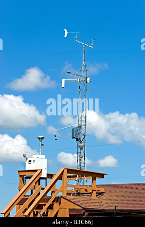 Meteorological instruments of a weather station Stock Photo - Alamy