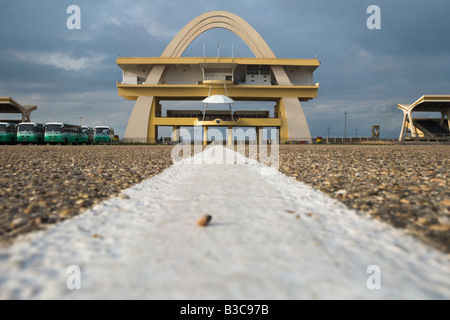 The Independence Arch of Independence Square of Accra, Ghana at sunset ...
