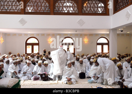 HH Syedna Mohammed Burhanuddin leader of the Shia Fatimad Tayyibi ...