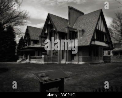 Nathan G. Moore house of famous architect Frank Lloyd Wright in Oak ...