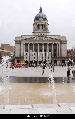 Nottingham city / town hall and water fountains Stock Photo - Alamy