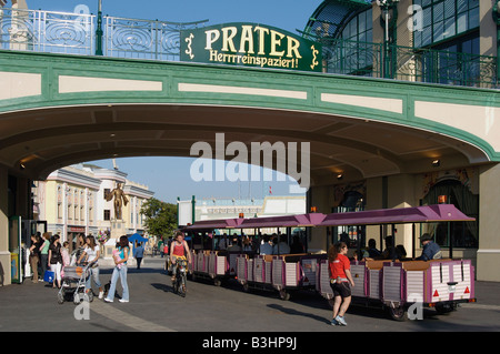 New front in the Vienna Wurstelprater Stock Photo - Alamy