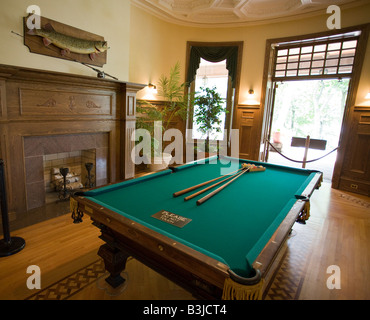 The pool table in the Games Room at Graceland the home of Elvis Presley ...