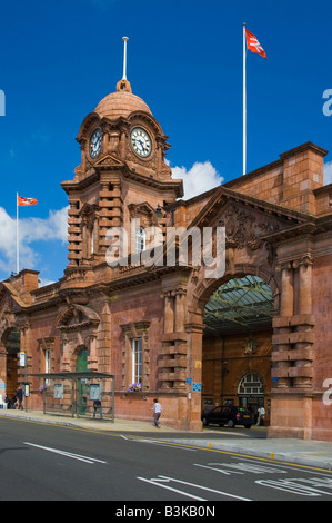 Nottingham Train Station Architecture Stock Photo - Alamy