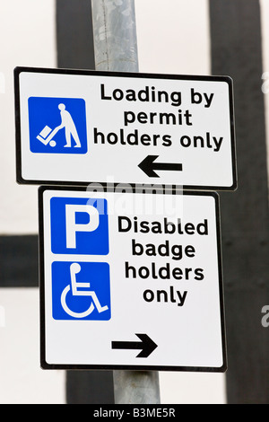 loading zone road sign Stock Photo - Alamy