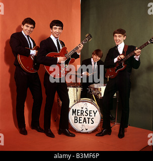MERSEYBEATS UK pop group in 1963. From l: Billy Kinsley, John Banks ...