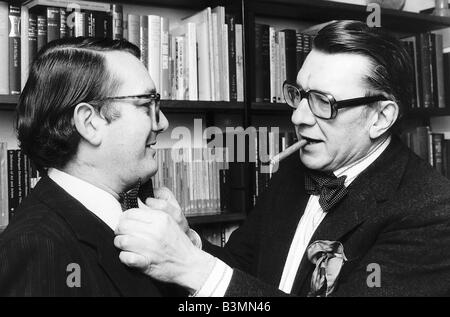 Sir Robin Day TV Presenter in his London flat Stock Photo - Alamy