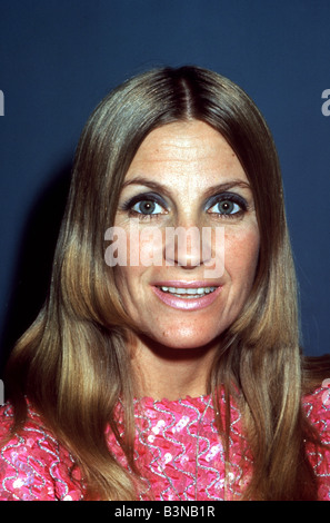 SKEETER DAVIS US Country & Western singer Stock Photo - Alamy