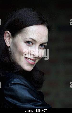 Actress Samatha Robson April 2001 Actress who stars as WPC Vicky Hagan ...