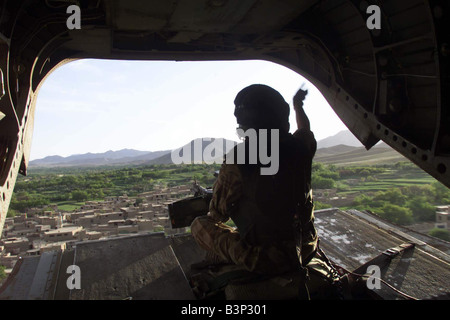 Loadmaster of a British Royal Air Force Boeing Chinook CH-47D ...