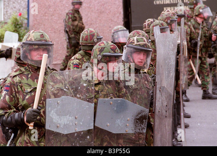 Drumcree Orange Parade At Portadown July 1997 A volcano of nationalist ...