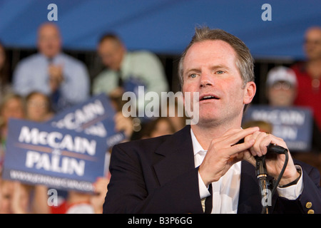 Michigan Attorney General Mike Cox is shown during an interview ...
