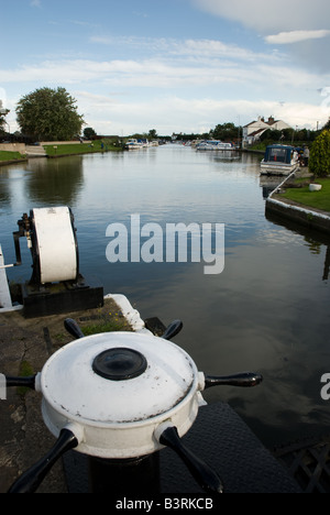 Torksey Lock Torksey Lincolnshire uk Stock Photo - Alamy